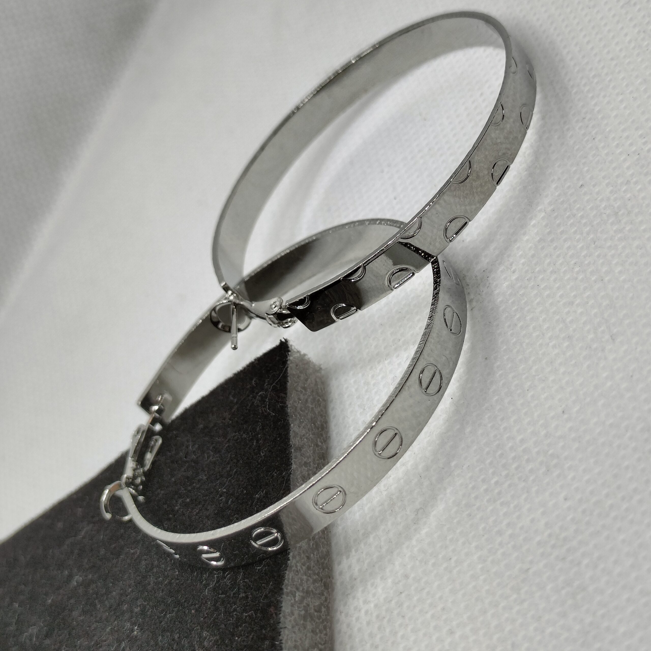 Cartier Hoops – Husny Jahan